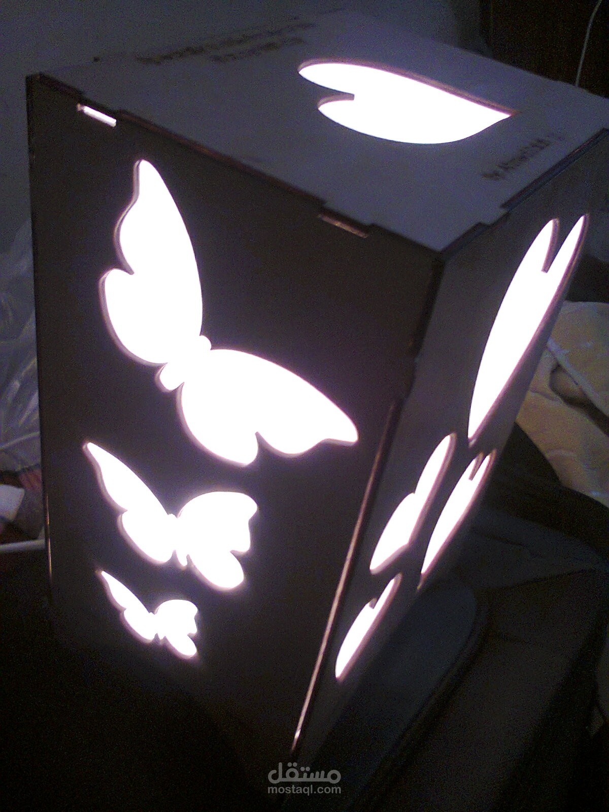 Laser cut wooden light box | مستقل